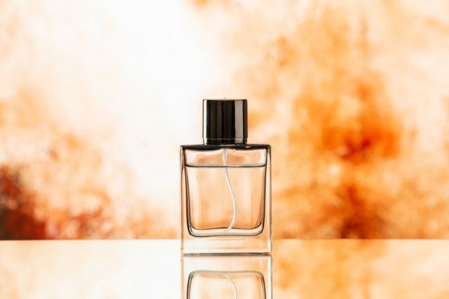 Parfum ambré - 10 notes dédiées à l'odeur de l'ambre en parfumerie